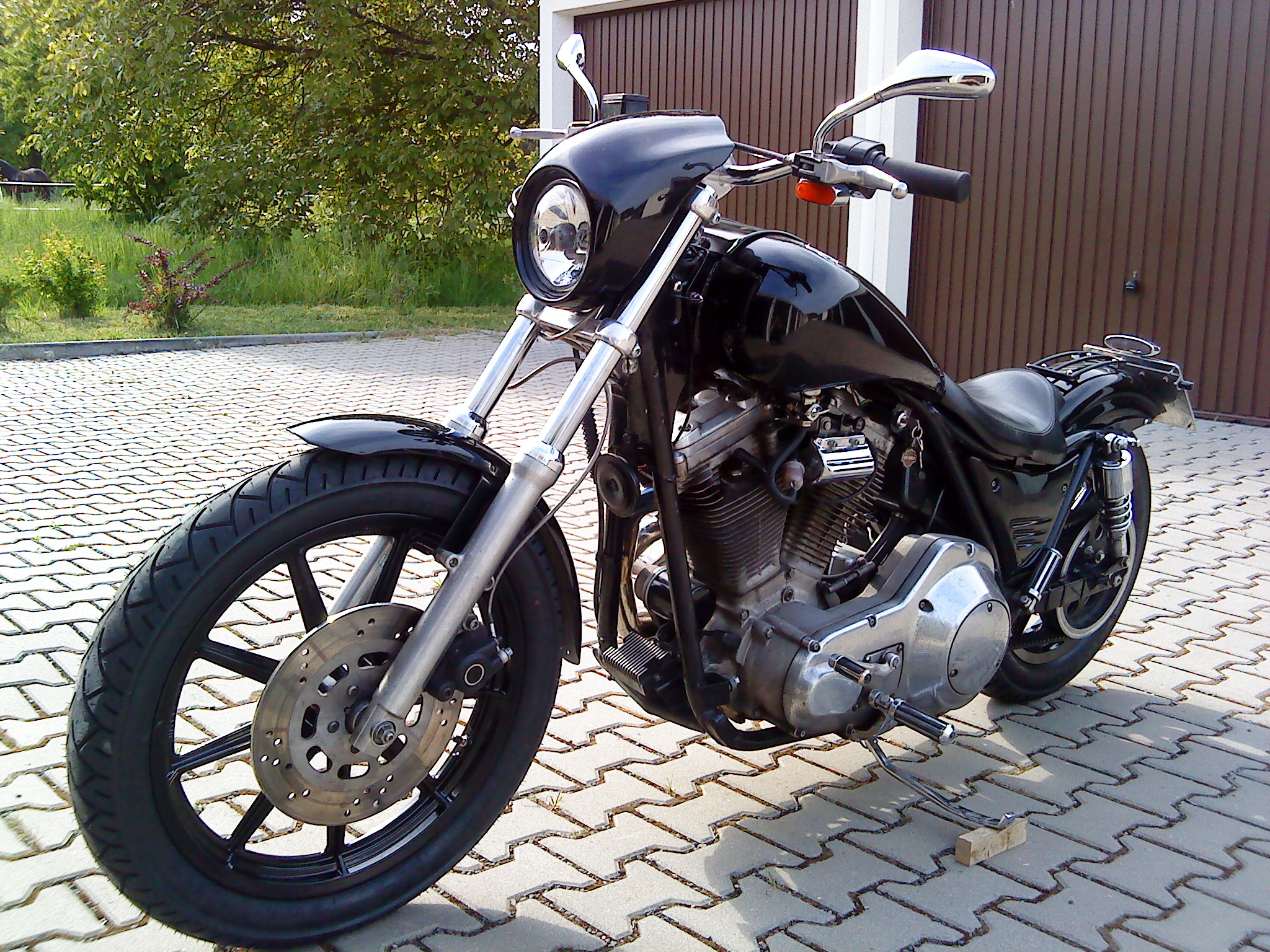 Händler: East Island Choppers - Bikes, Music & More