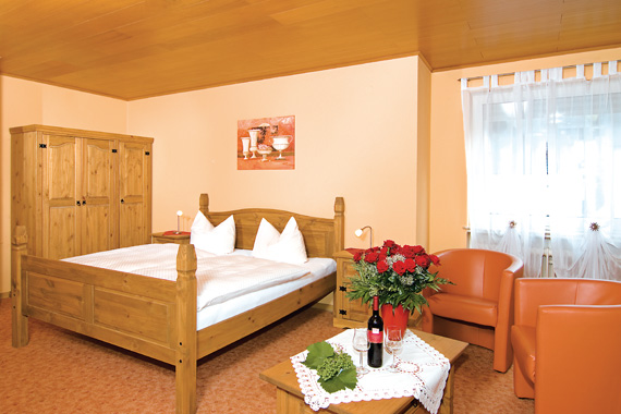 Gastronomie: Hotel & Restaurant Hutter! - Bikes, Music & More